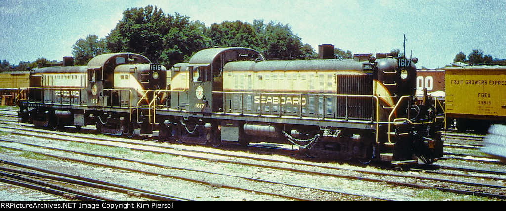 Seaboard Air Line - Alco RS3 1617 & 1618